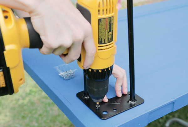 DIY Door Table - LiveAbode