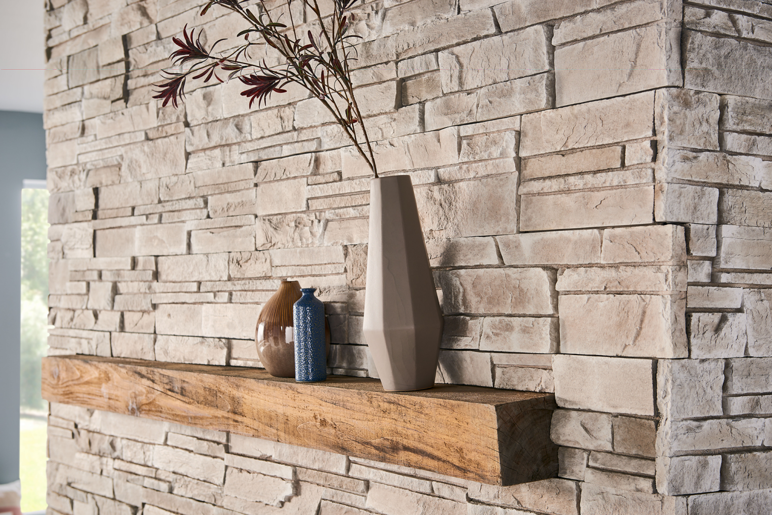Versetta Stone: DIY Stone Siding | LiveAbode™ | Royal Building Products®